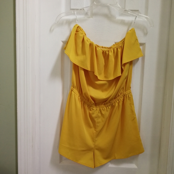 Forever 21 | Pants & Jumpsuits | Forever 2 Romper Strapless Flounced ...